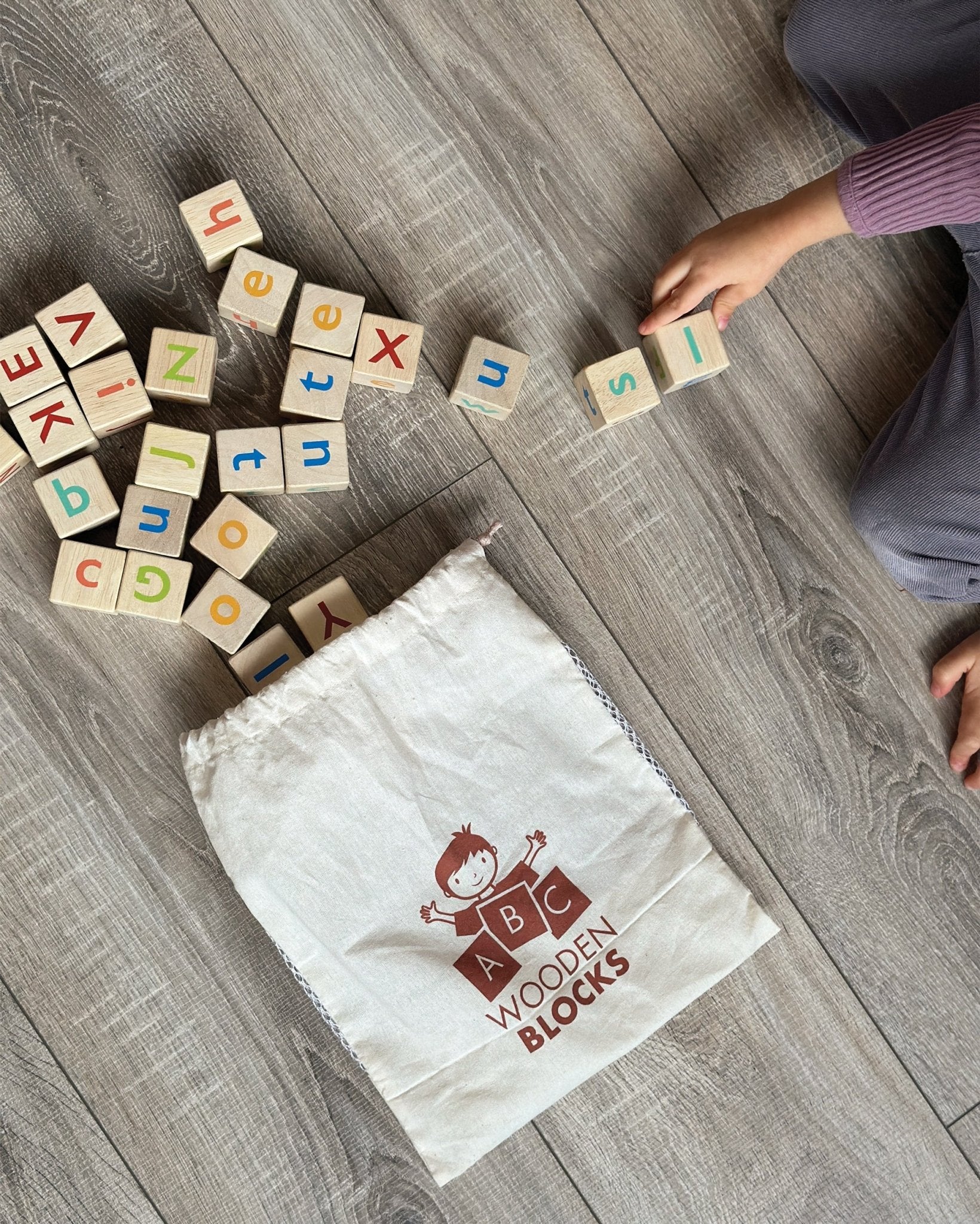 Alphabet Spelling Blocks – Mentari