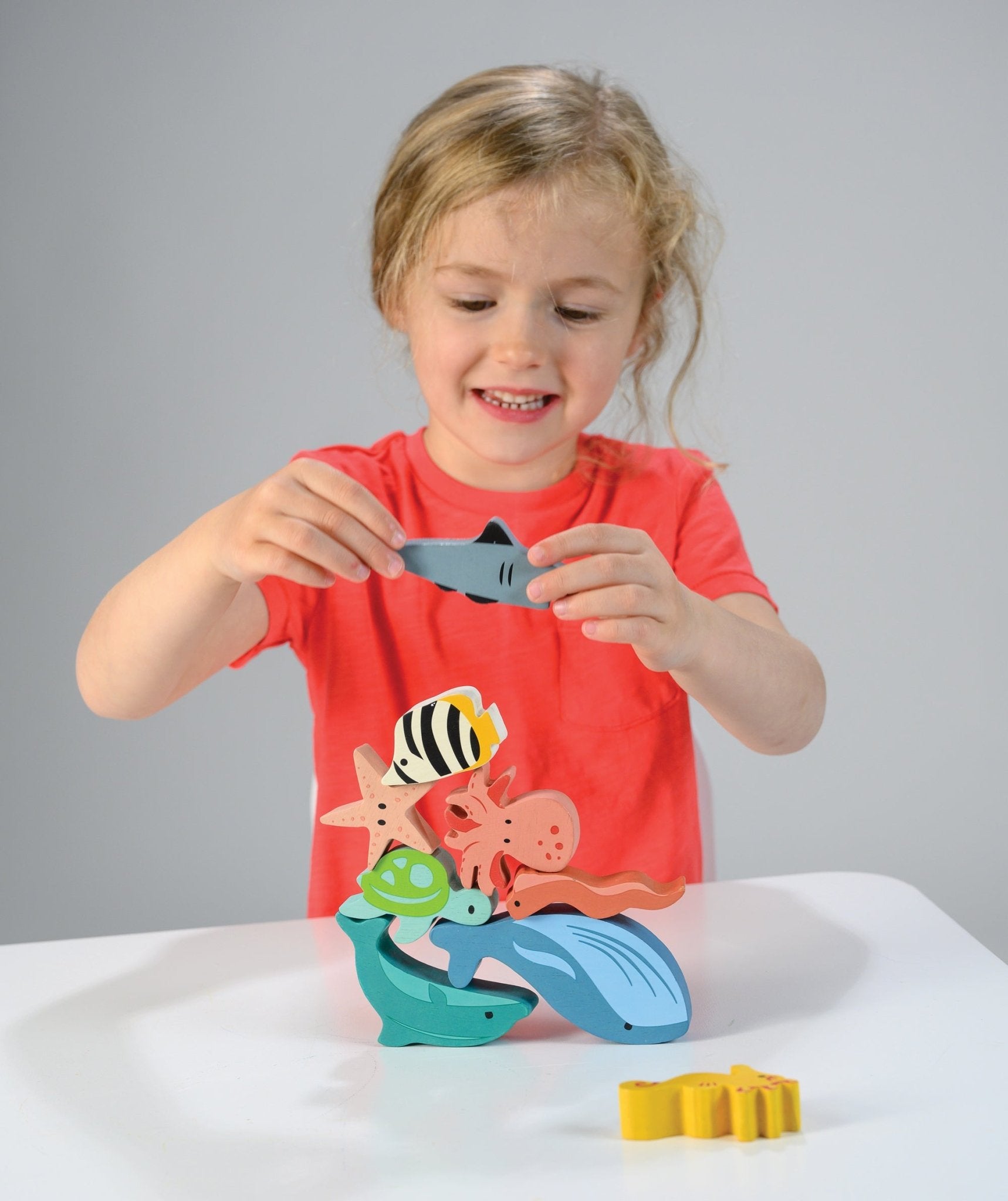 Wooden Ocean Stacking Toy for Toddlers — Age 18m+ | Mentari