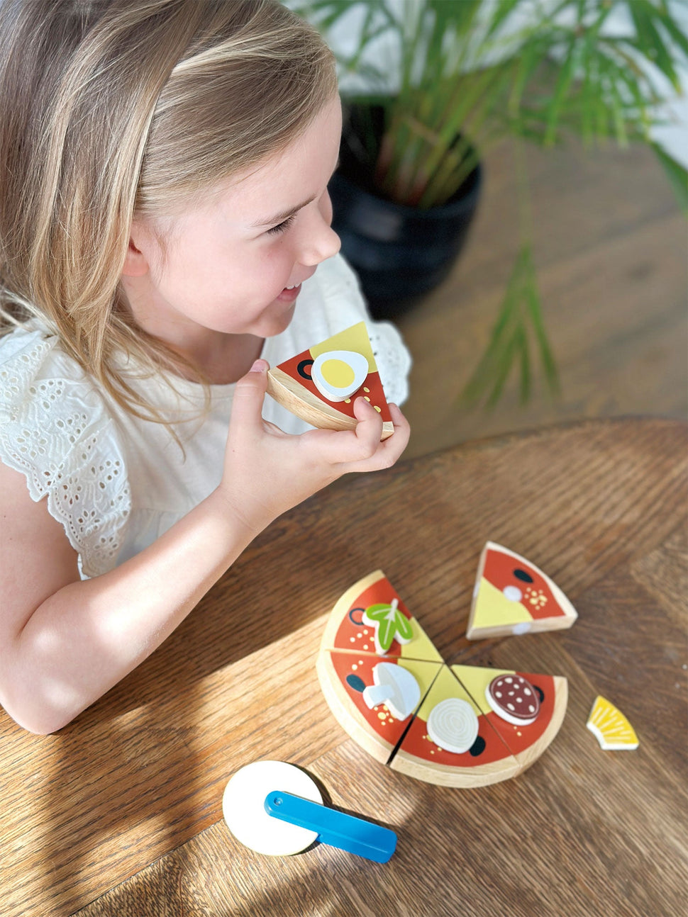 Take-out Pizza – Mentari